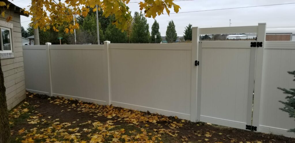 SUPER PVC Fence Panels – PVC Fence Canada
